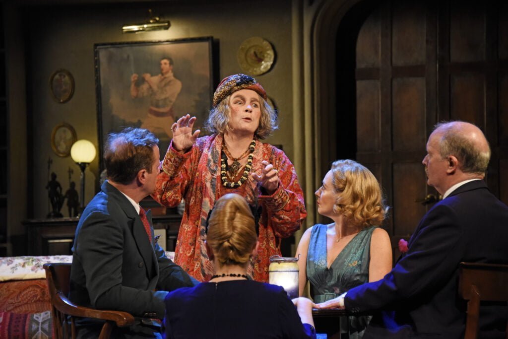 REVIEW: Blithe Spirit, Harold Pinter Theatre (2021) | TheatreVibe