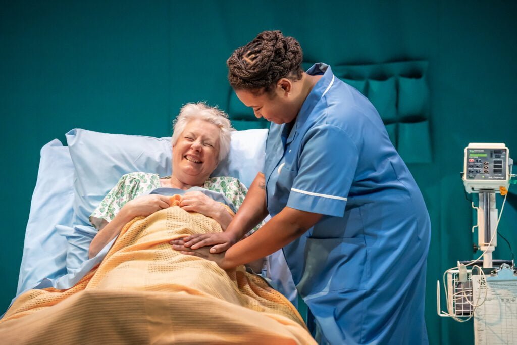 REVIEW: Marys Seacole, Donmar Warehouse (2022) | TheatreVibe