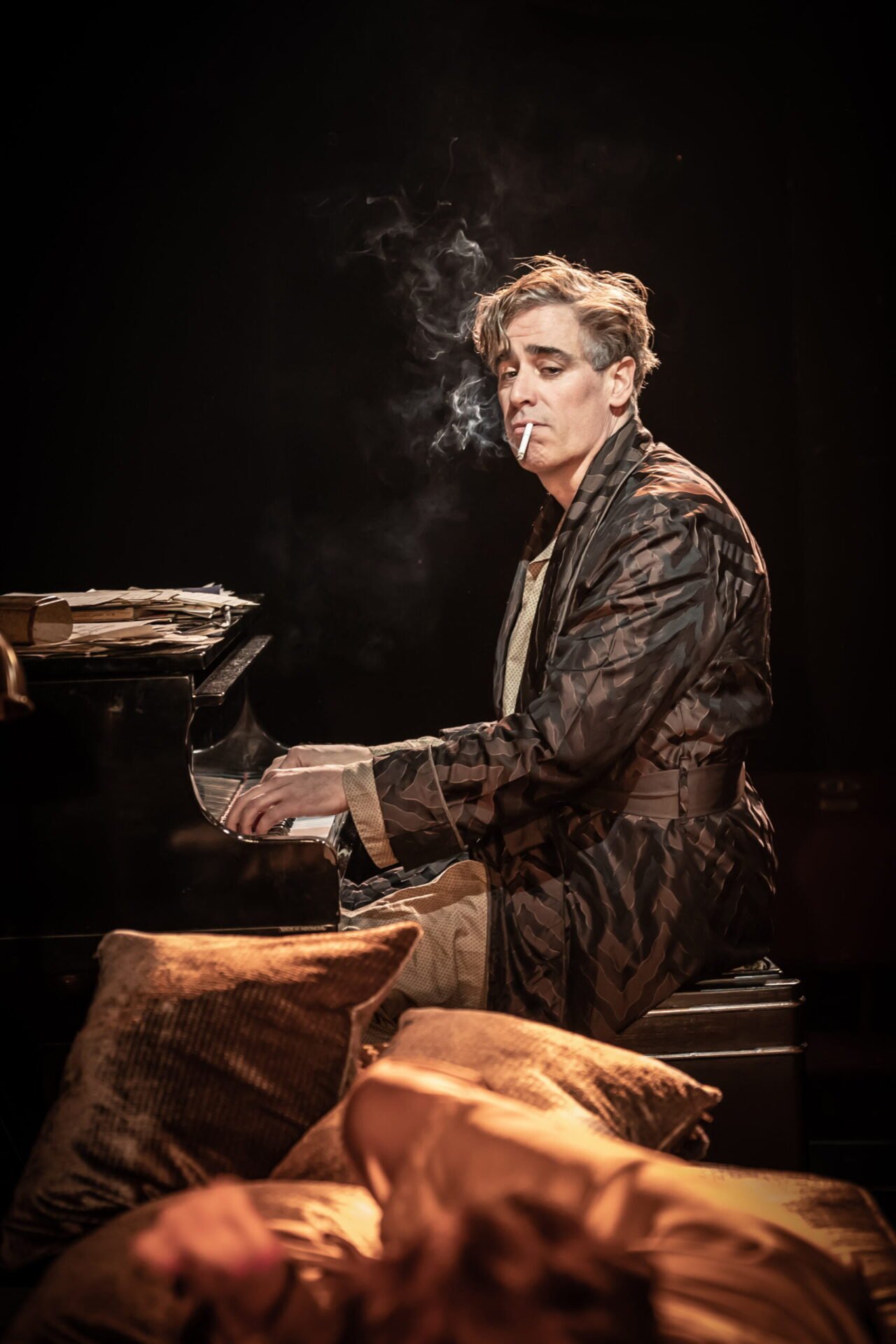 REVIEW: Private Lives, Donmar Warehouse (2023) | TheatreVibe