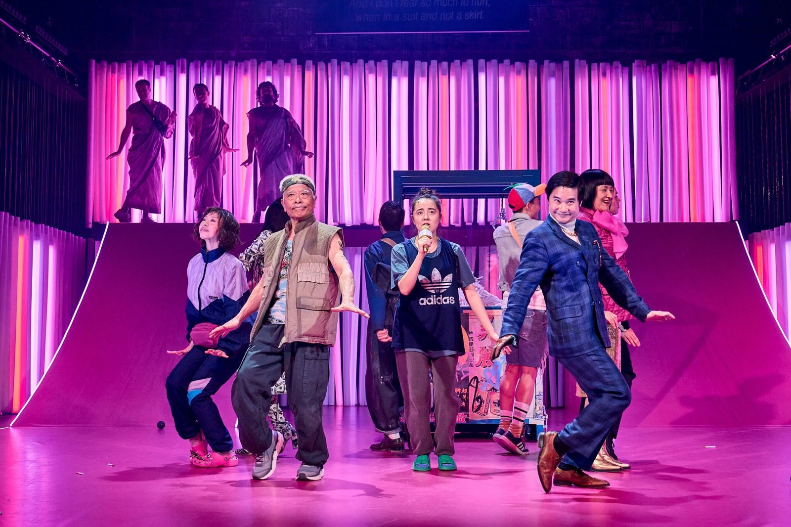 REVIEW: The Good Person of Szechwan, Lyric Hammersmith (2023) – TheatreVibe