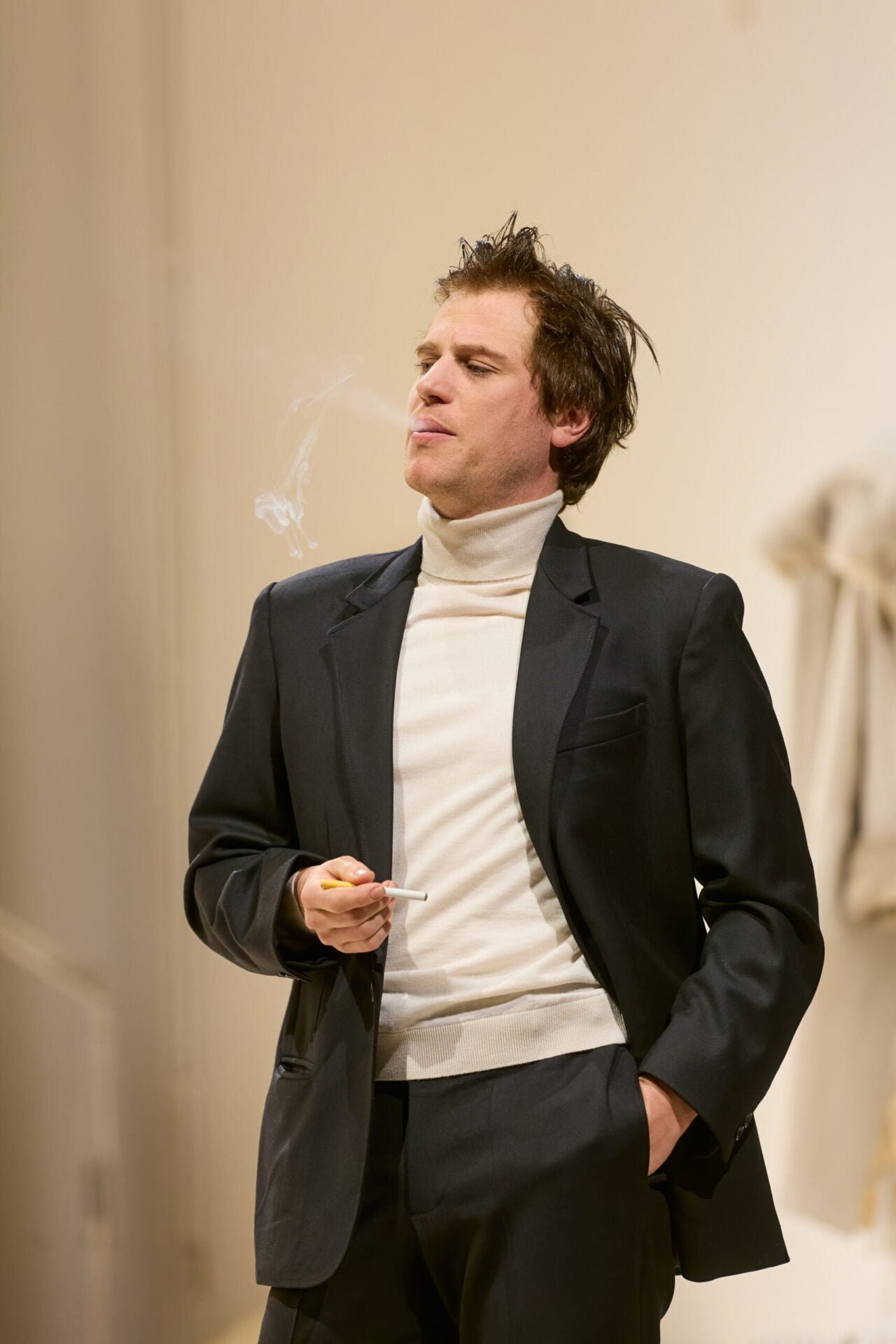 REVIEW: The Motive and the Cue, Lyttelton (2023) | TheatreVibe