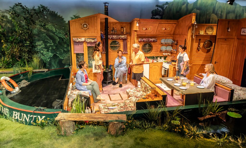 REVIEW: Don’t Rock the Boat, Mill at Sonning (2025) | TheatreVibe