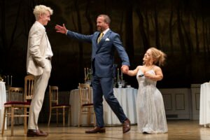 REVIEW: Hamlet, Lyttelton Theatre National (2025) | TheatreVibe